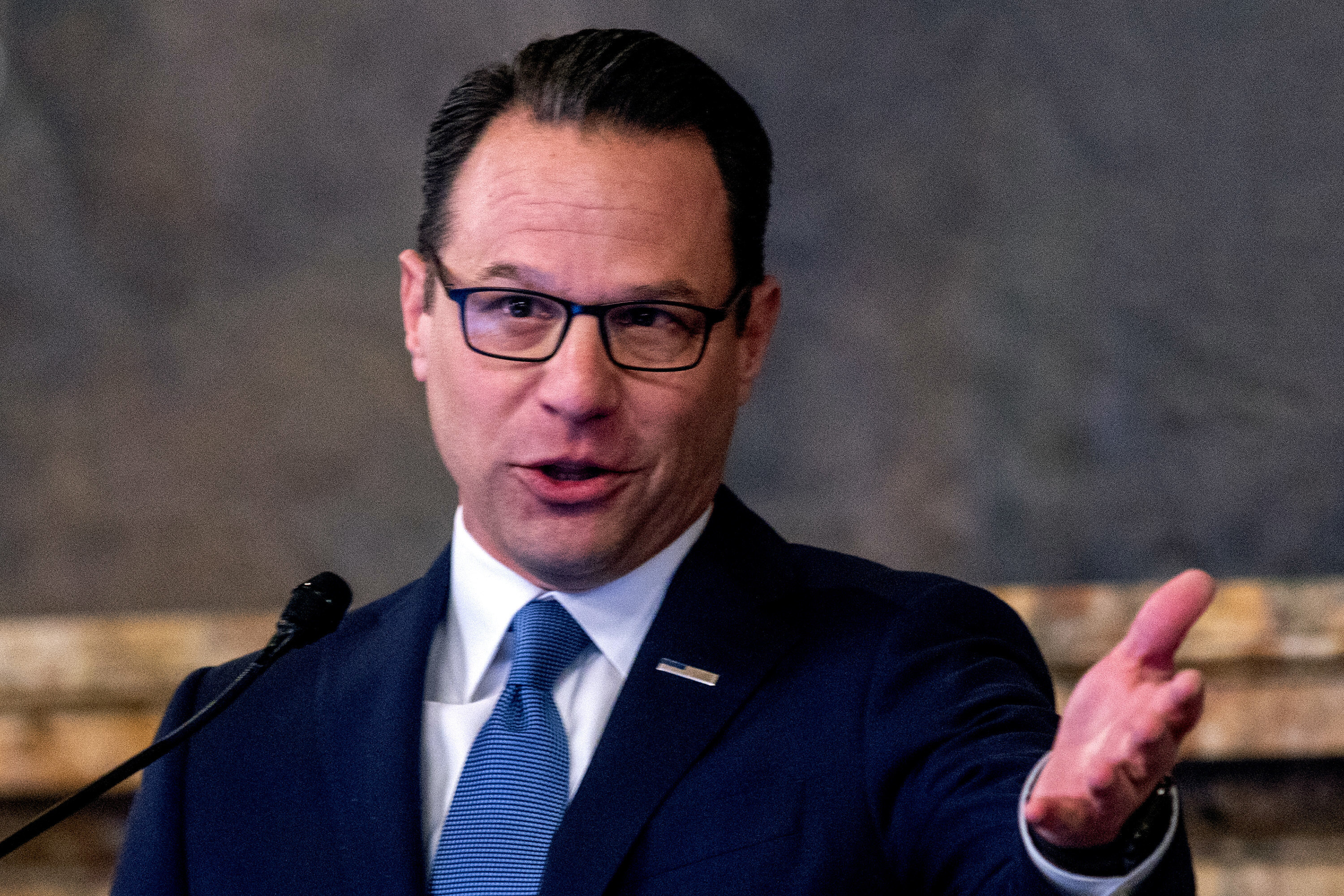 Trump told Pennsylvania Gov. Josh Shapiro he shouldn't run for ...