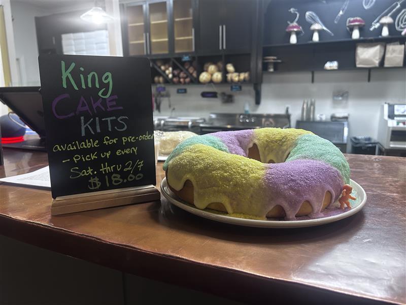 Local bakery selling build-your-own King Cake kits to celebrate Mardi Gras