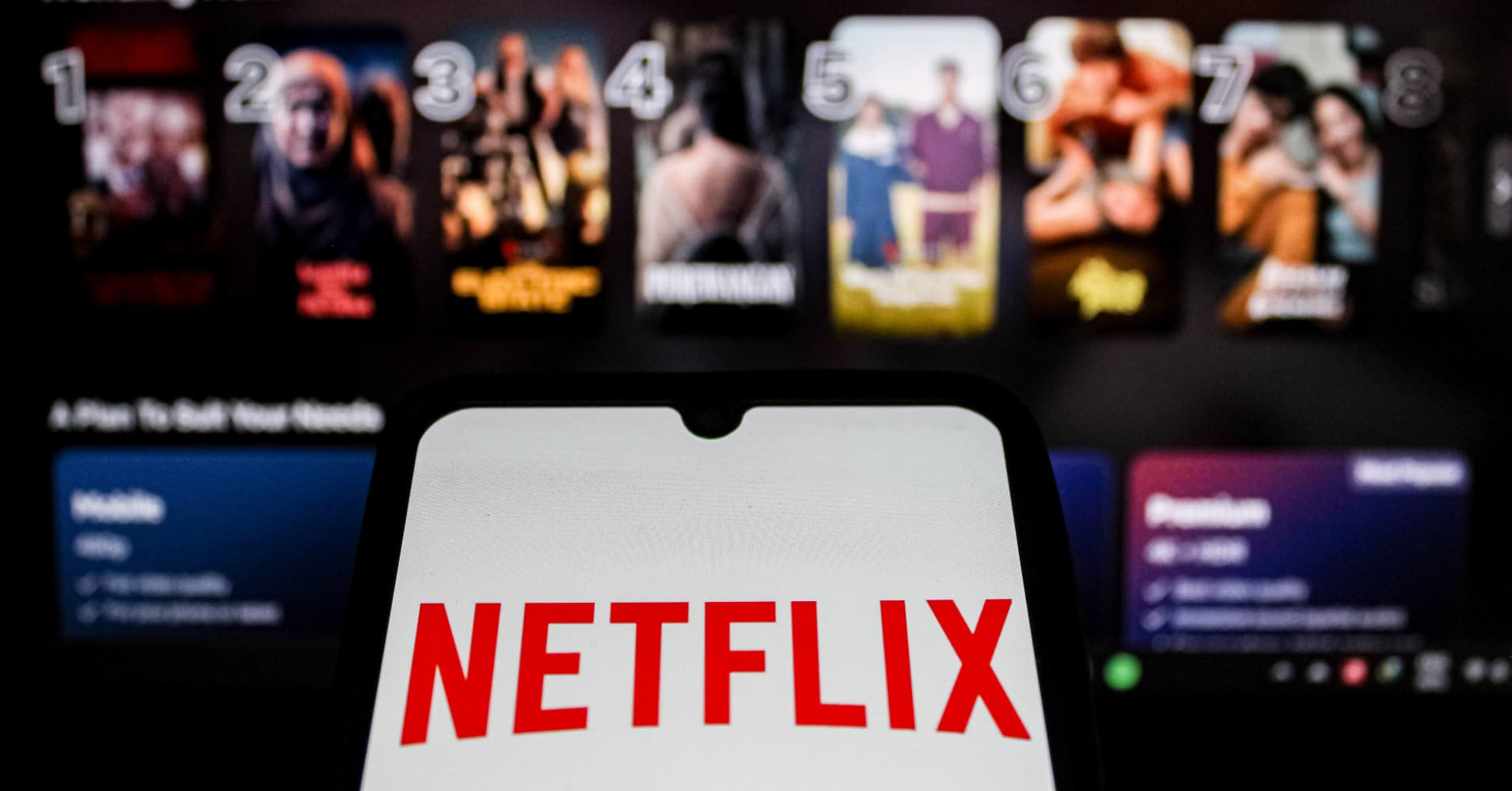 Netflix posts narrow earnings beat, reports 325 million global subscribers