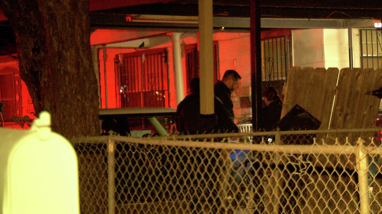 West Side drive-by wounds man standing at his carport, say San Antonio ...