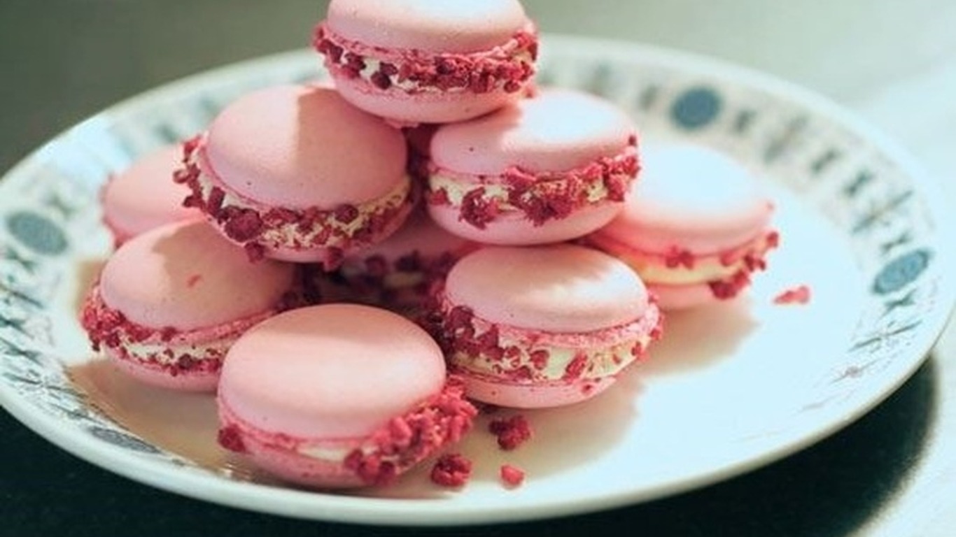 Will Torrent's raspberry and elderflower macarons