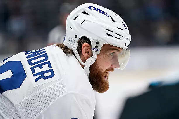 William Nylander lifestyle: Details on his Toronto homes, luxury cars ...