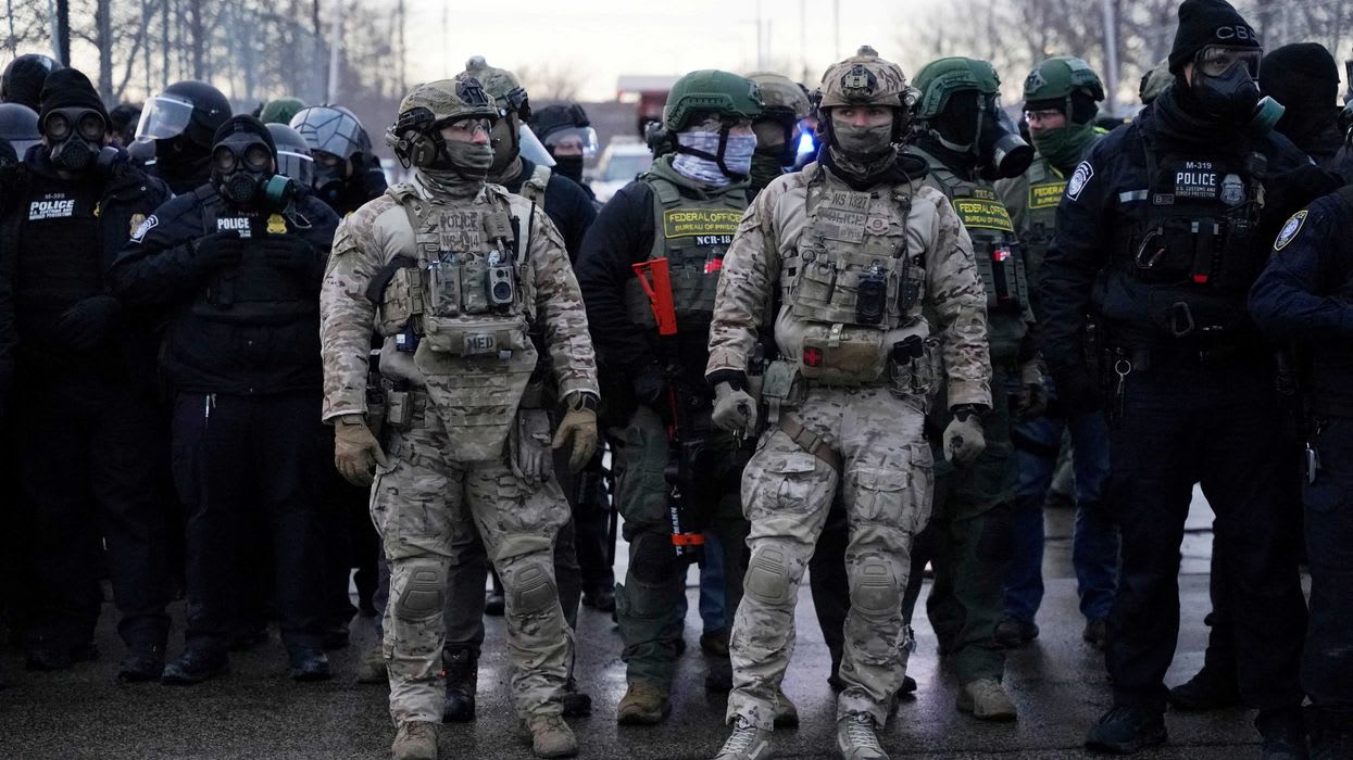 Stephen Miller pushing Trump closer to creating more turmoil in Minneapolis