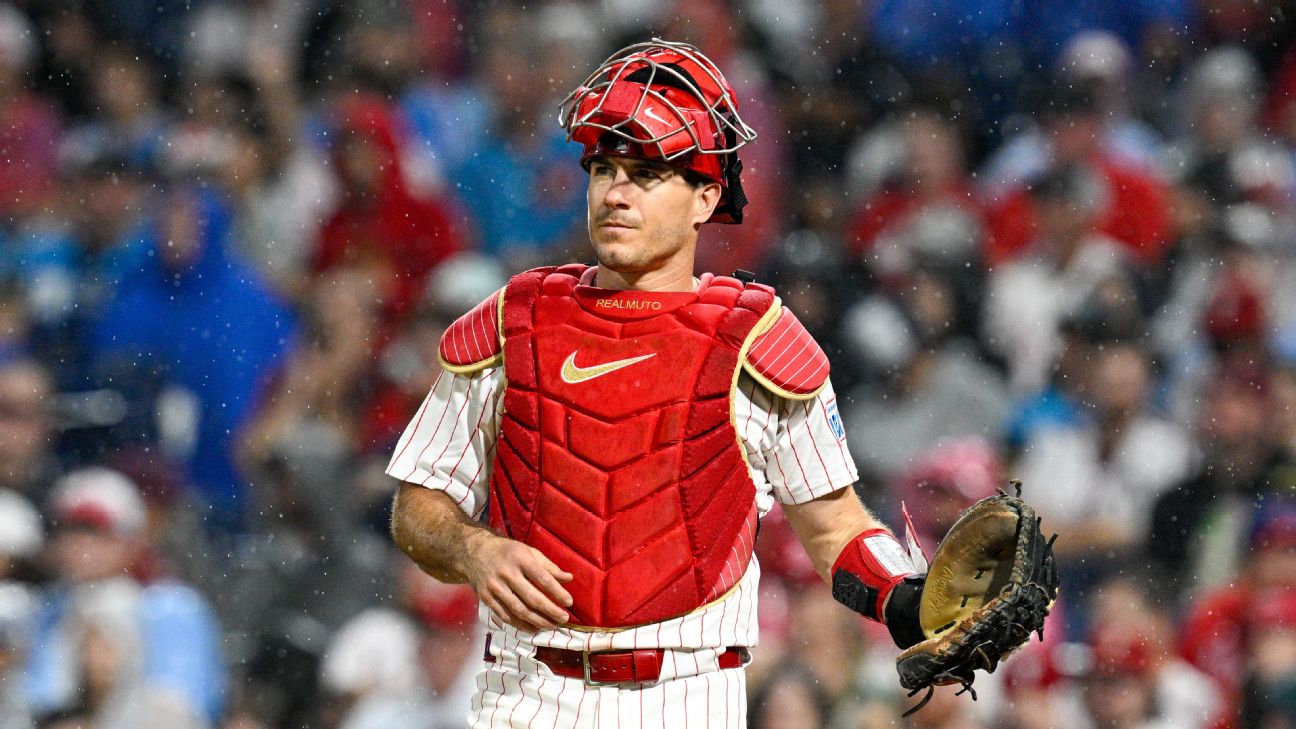 Failed Bichette deal got JT Realmuto new Phillies contract