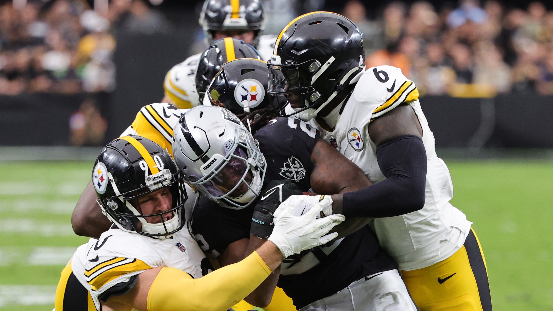 Steelers $41 Million Former All-Pro Pegged Offseason Trade Candidate
