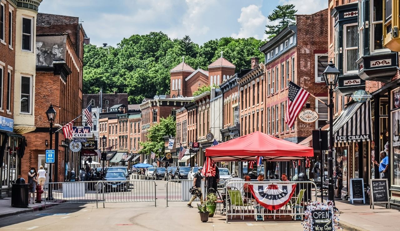 9 charming country towns with the most beautiful walkable streets