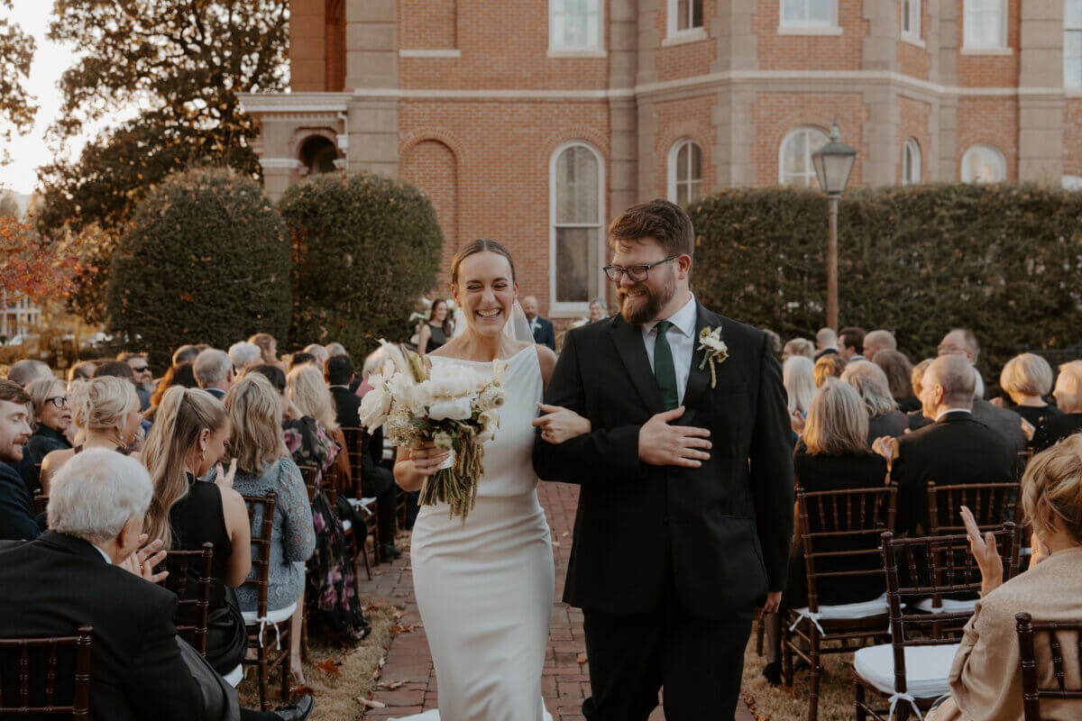 An elegant Memphis wedding at the historic James Lee House