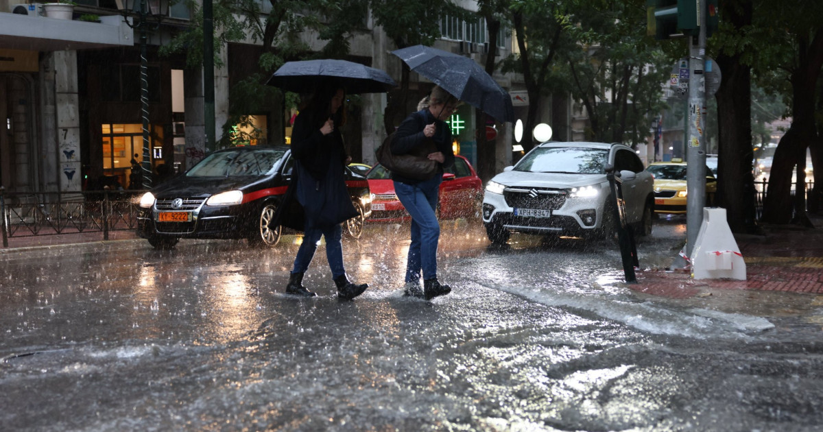 Ακραία κακοκαιρία πλήττει την Ελλάδα - Ποιες περιοχές θα «βυθιστούν ...