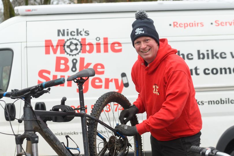 High-flying executive quit the rat race for dream job after mental ...