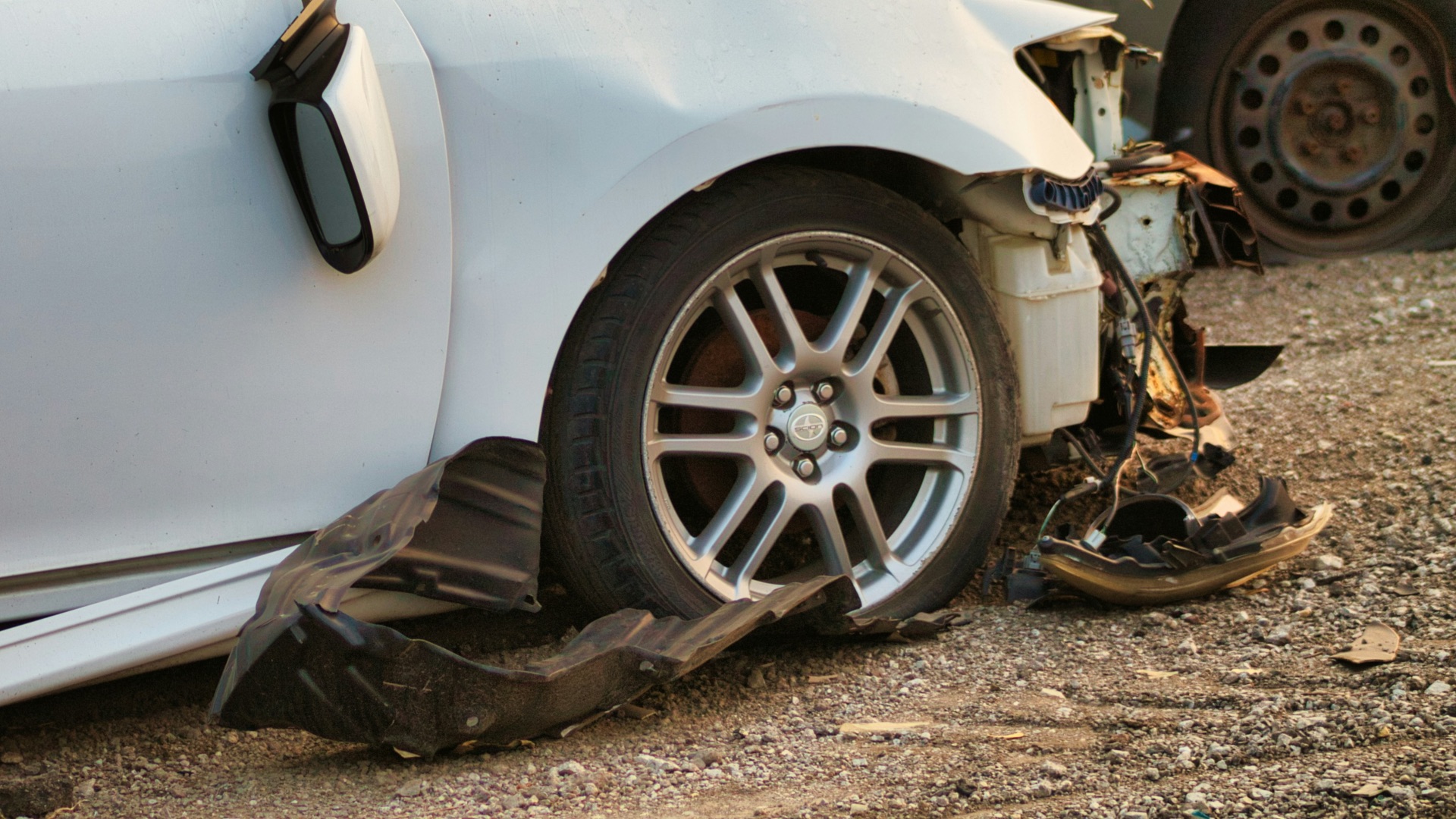 10 things to do after you hit a parked car & 10 to do when your car ...