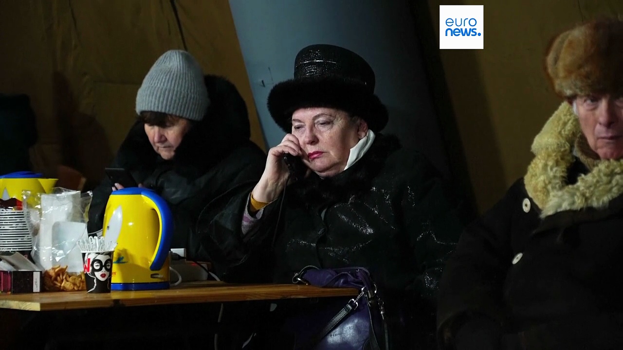 Rusia castiga la red energética ucraniana: Kiev se queda en parte sin ...