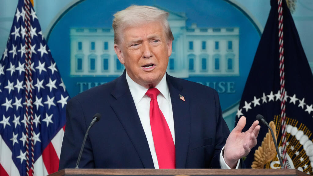 Live: Trump speaks as allies slam tariffs over Greenland