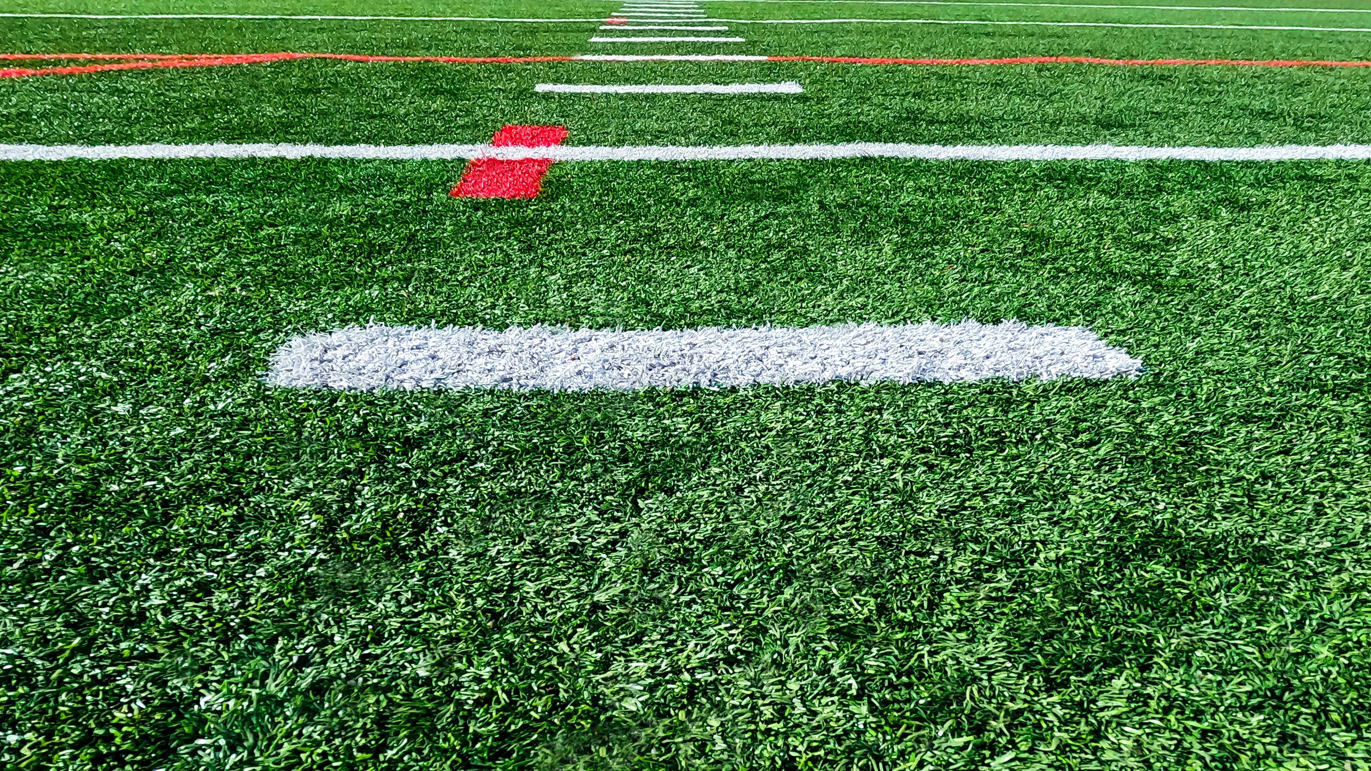 Police break up fight involving 100 people at youth sports event