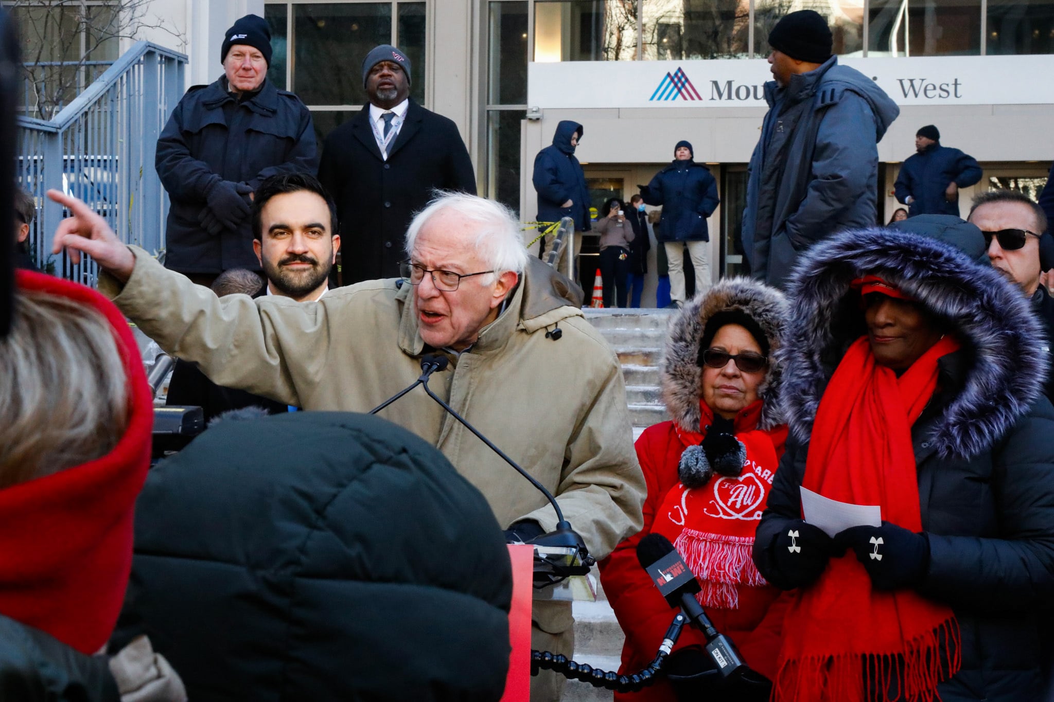 Nurses’ strike enters second week, with no end in sight