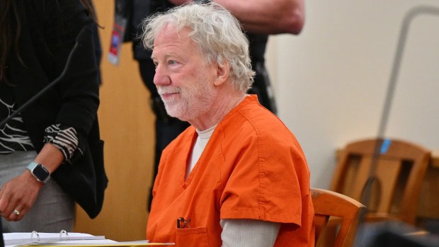Timothy Busfield won't be detained ahead of child sex crime trial ...