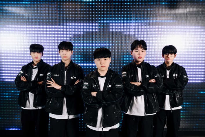 T1 vs KT Rolster headlines week 2 of the 2026 LCK Cup in World ...