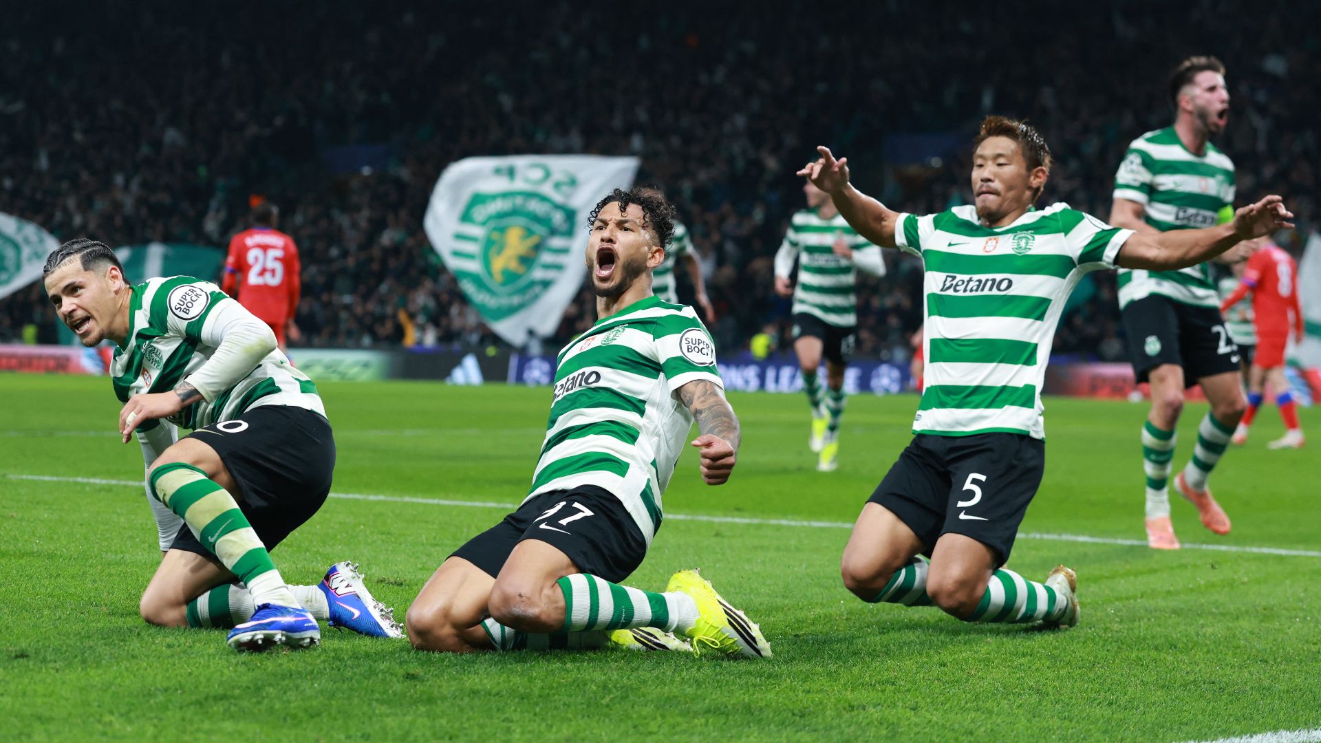 Sporting Portugal dendert door en verslaat Paris Saint-Germain ...