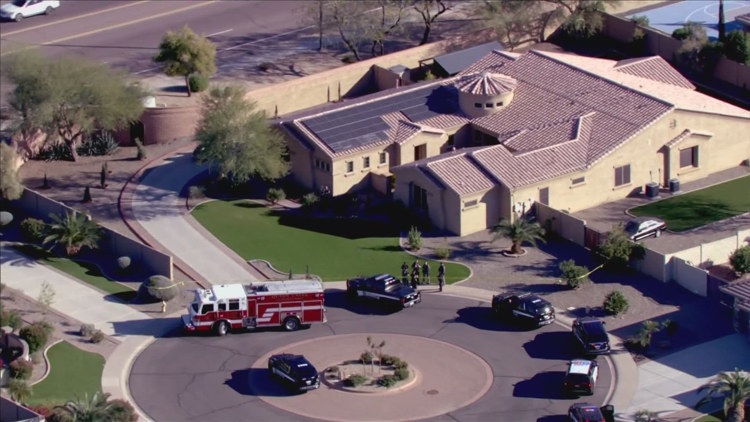 2 dead in suspected 'murder-suicide' shooting in Gilbert home