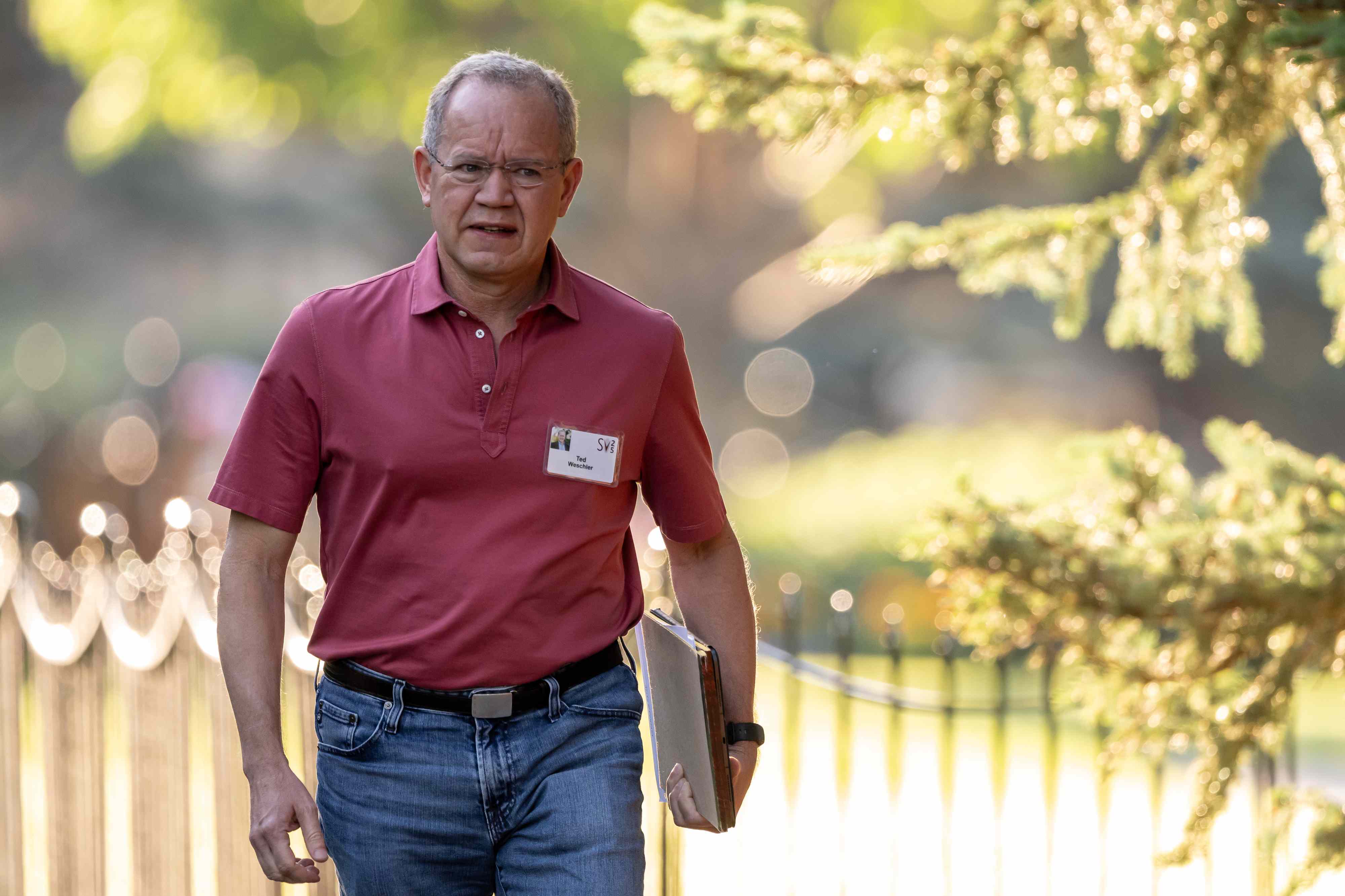 From $70K to $269M: How Warren Buffett's protégé used a simple habit to ...