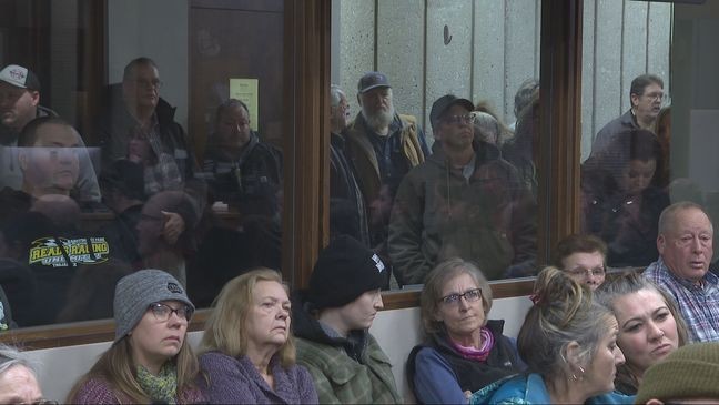 Data center rumors fuel massive turnout during Fulton County ...