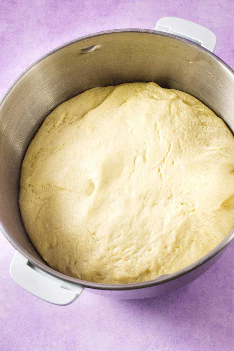 Mardi Gras king cake