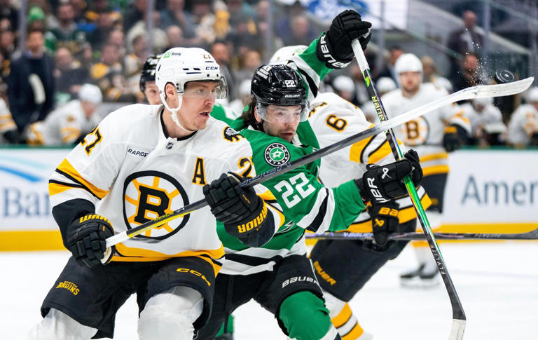 Stars end Bruins' 6-game winning streak with a dominant 6-2 victory
