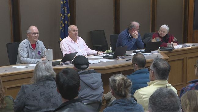 Data center rumors fuel massive turnout during Fulton County ...