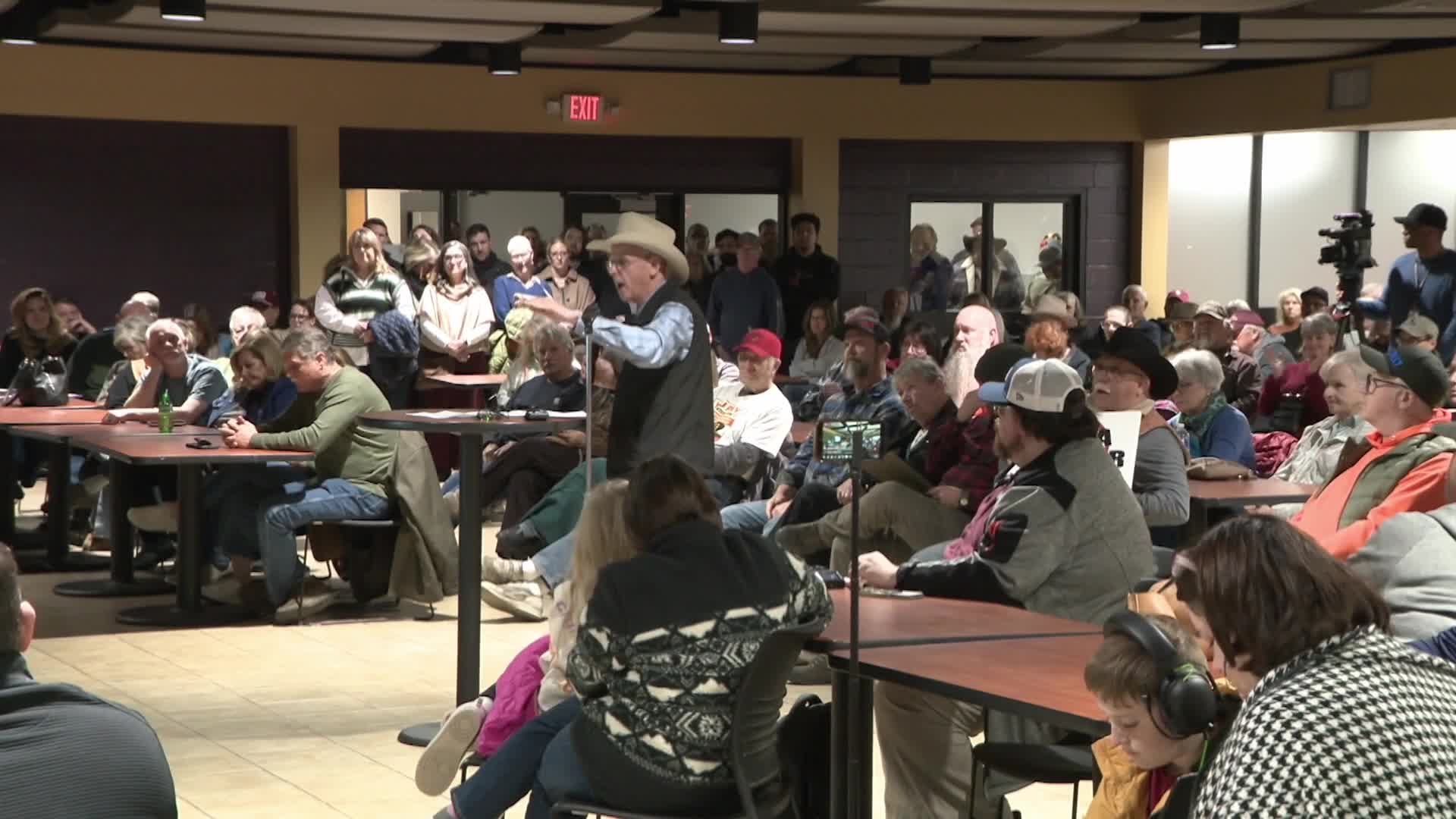 'Not listening to the people' | Anger ahead of Sand Springs data center ...