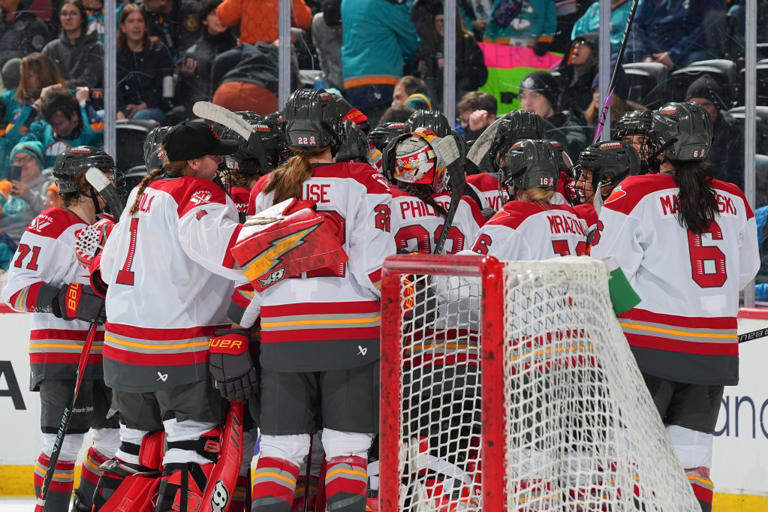 Sirens’ furious rally falls short in overtime loss to Charge