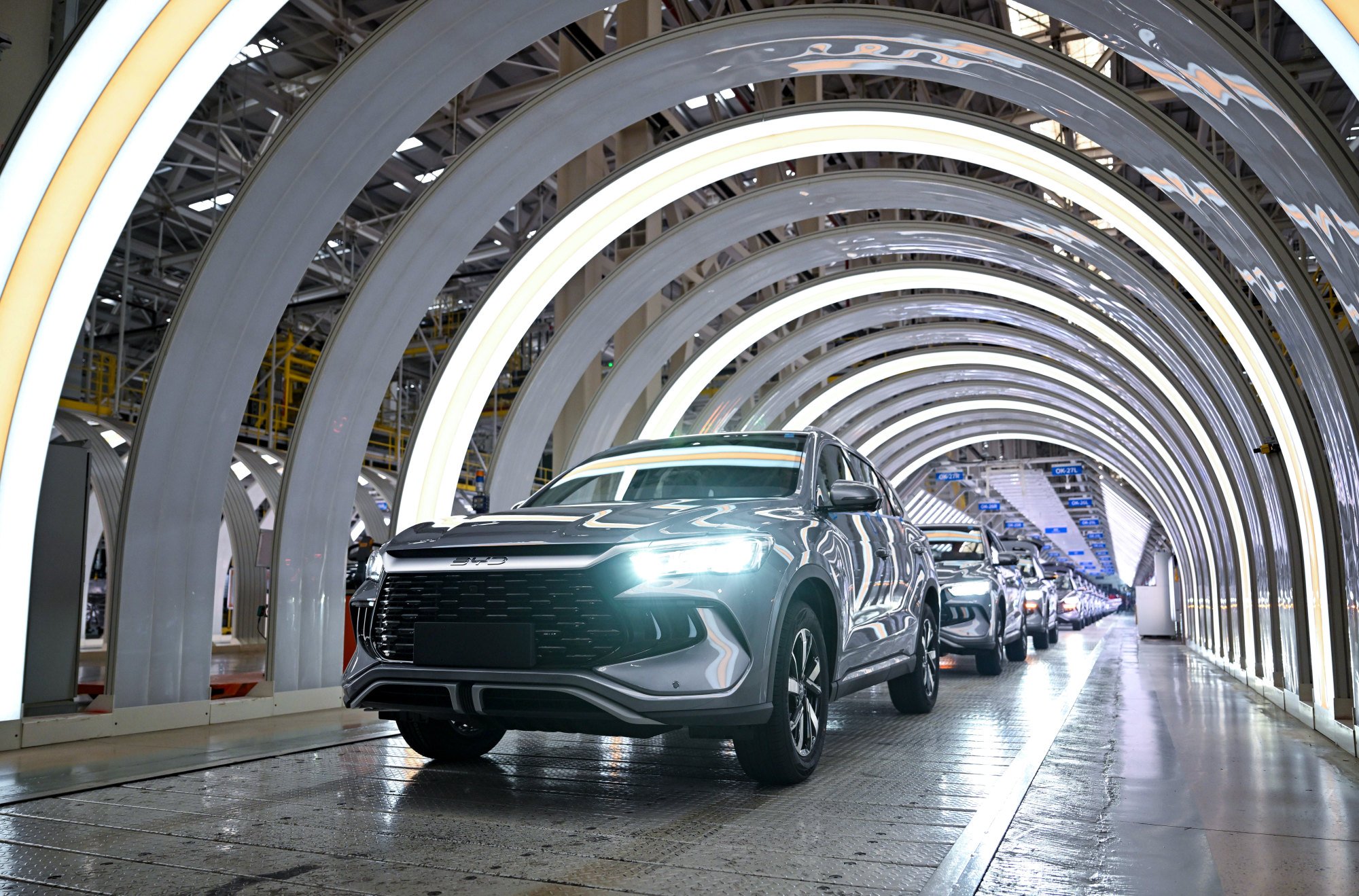 Chinese carmakers eye Western markets, China-EU dispute progress: 7 EV ...