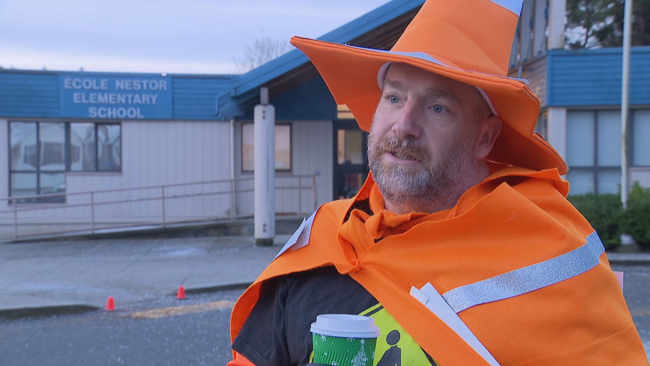 Safety enthusiast patrols Coquitlam school zone every morning