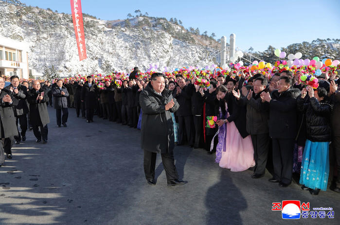 N Korea's dedication ceremony for workers' holiday camp