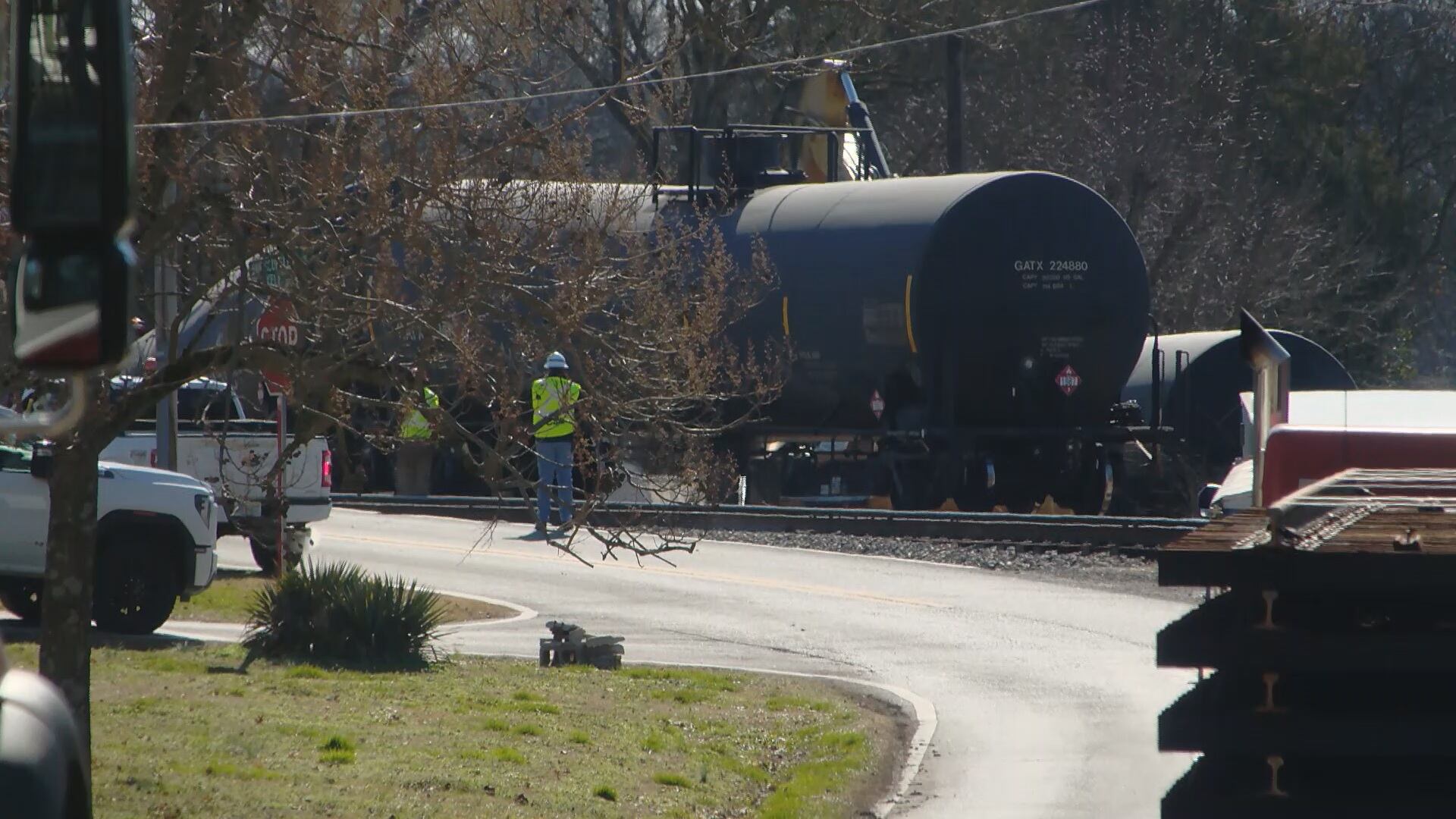Train carrying ethanol derails in Wartrace, forcing evacuations