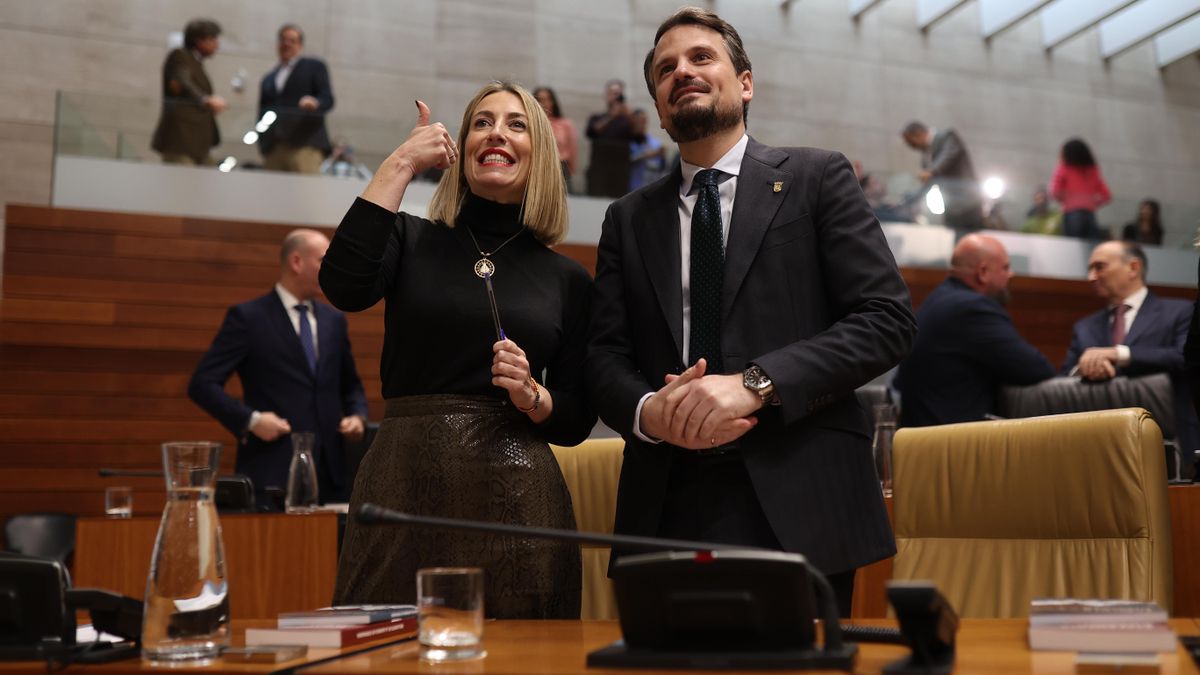 La bronca de PP y Vox en Extremadura amenaza la apertura de campaña de ...