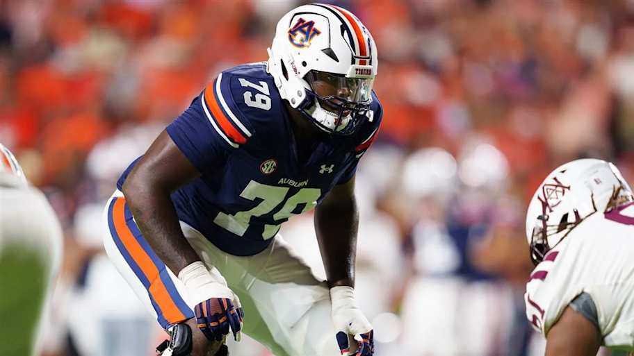 Kansas State adds former Auburn offensive tackle to revamped unit