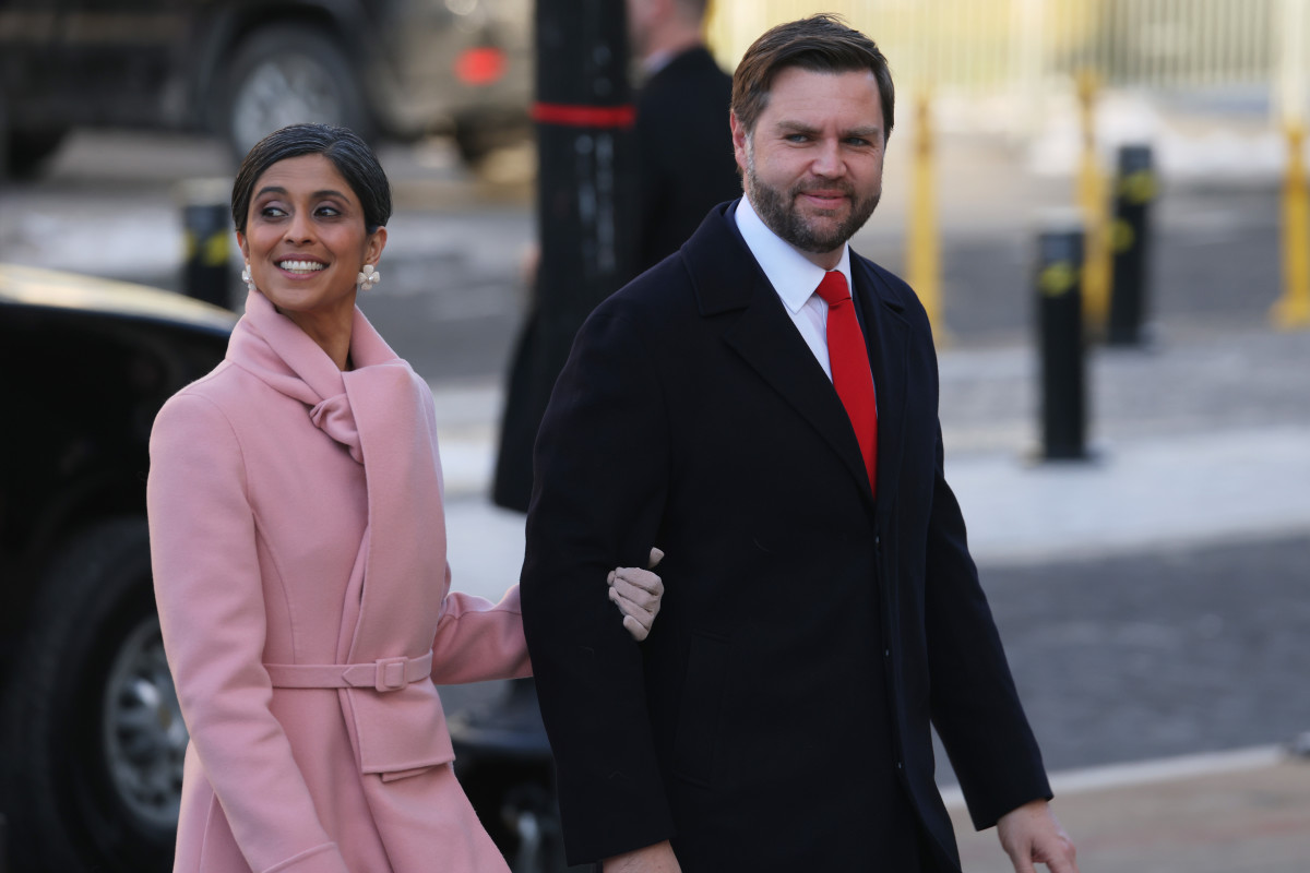 Vice President JD Vance and wife Usha announce pregnancy