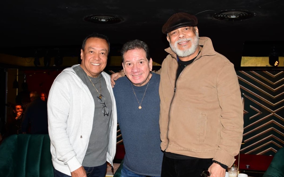 Carlos Cuevas y Jorge "El Coque" Muñiz presentan: Una bohemia de locura