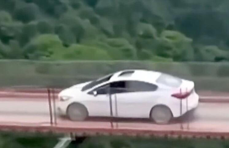 Fake glass bridge news overwhelms Seoraksan Park