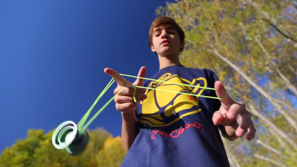 YoYo master shows insane skills