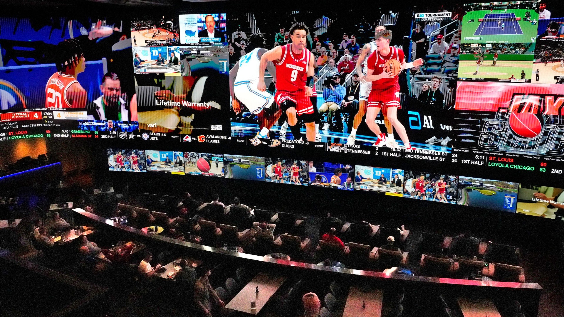 Robinhood launches custom parlays betting platform