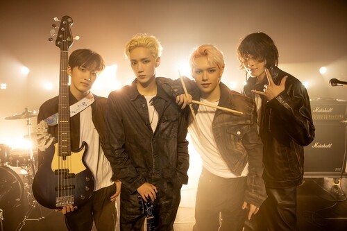 FNC rookie band AMP releases first mini album, singing confidence of youth