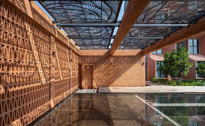 Cara unik EKAR Architects beri unsur lokal dalam arsitektur