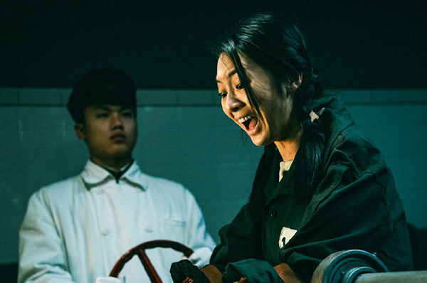 들끓는 SNS, '모성애 실험' 단일 영상 810만