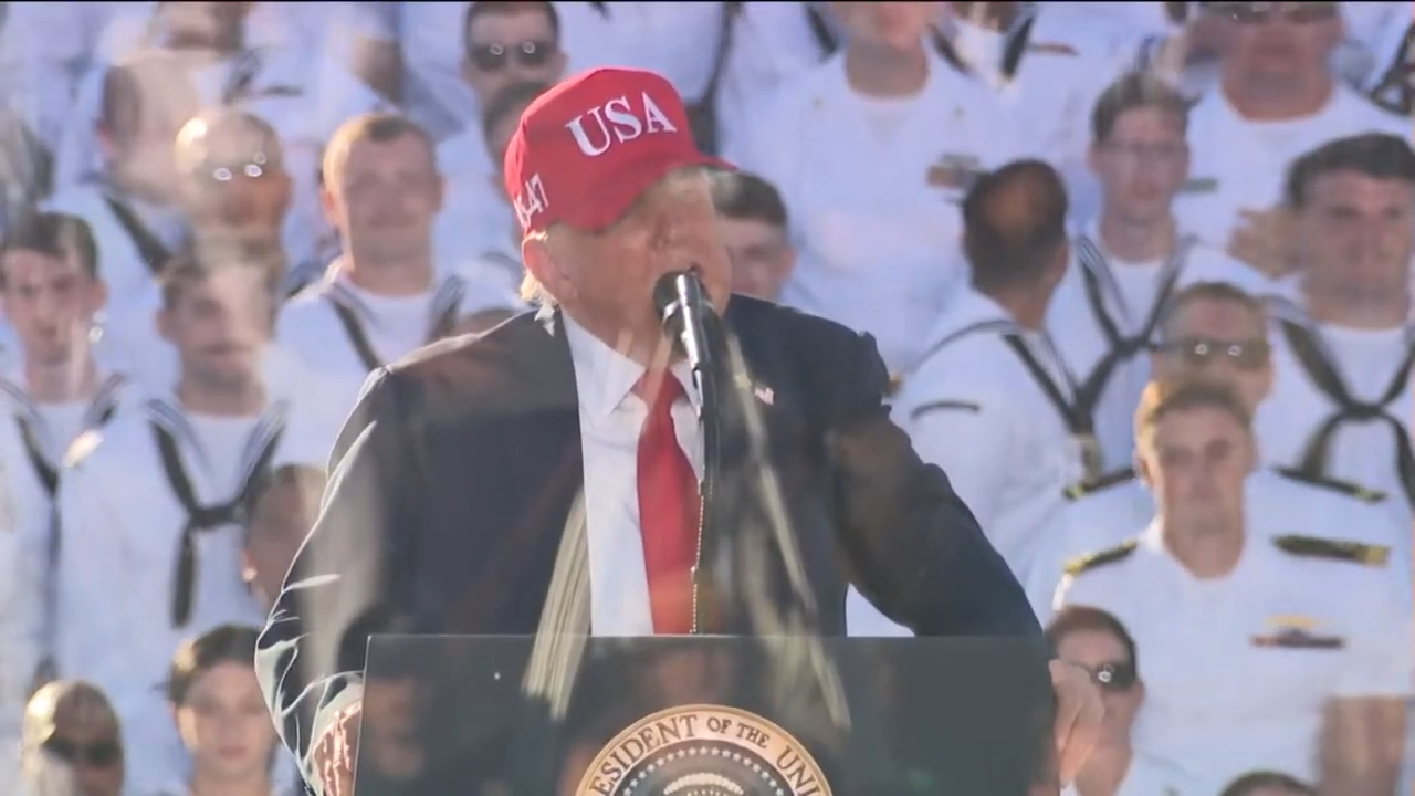 'Let's face it, this is a rally': Trump spills the beans, admits to ...