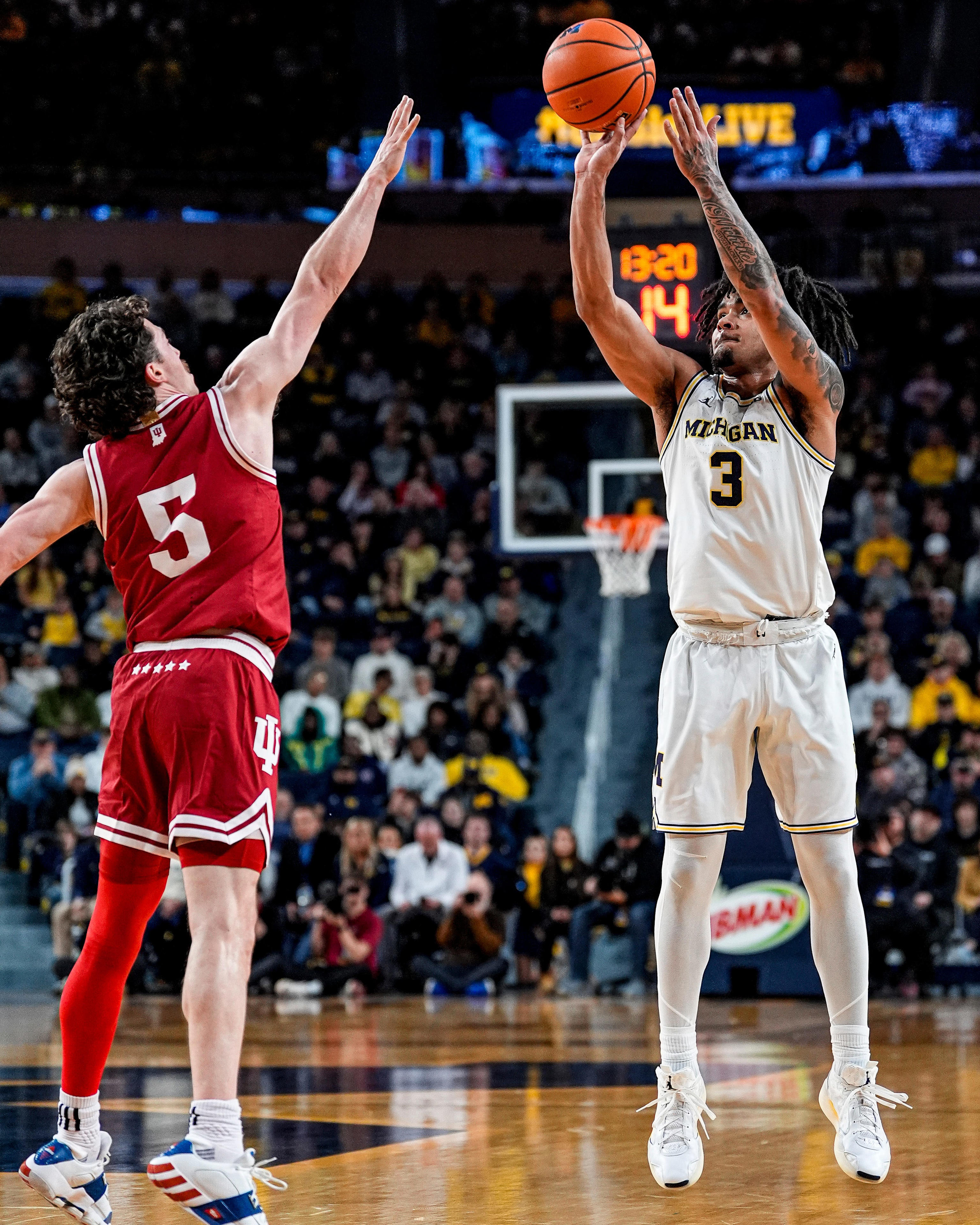 Michigan basketball steamrolls Indiana 86-72 behind 3-point barrage