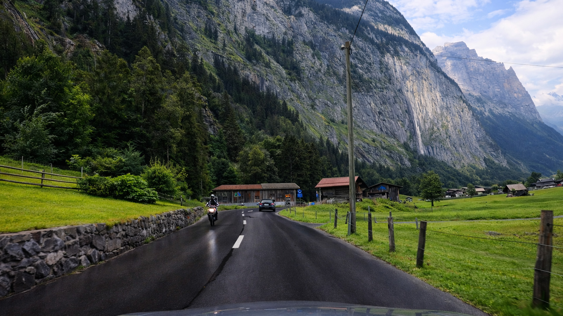 Grindelwald to Lauterbrunnen scenic valley drive (4K)