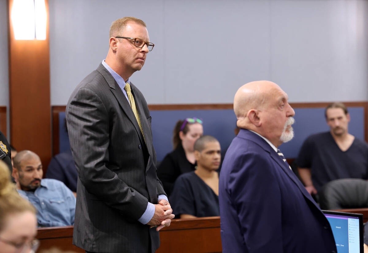 ‘A jury may or may not believe’: Las Vegas police Lt. enters plea ...