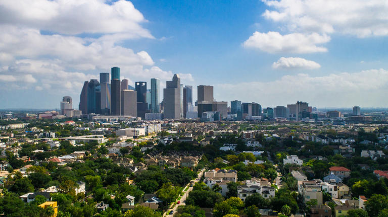 This walkable Houston neighborhood has lush green parkways and dozens ...