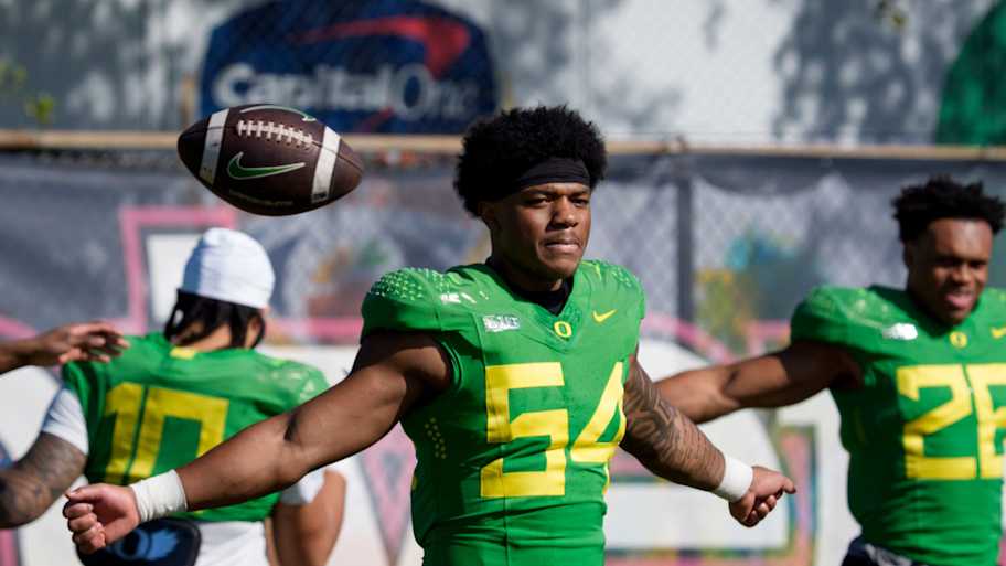Why linebacker Jerry Mixon is poised for breakout season with Oregon