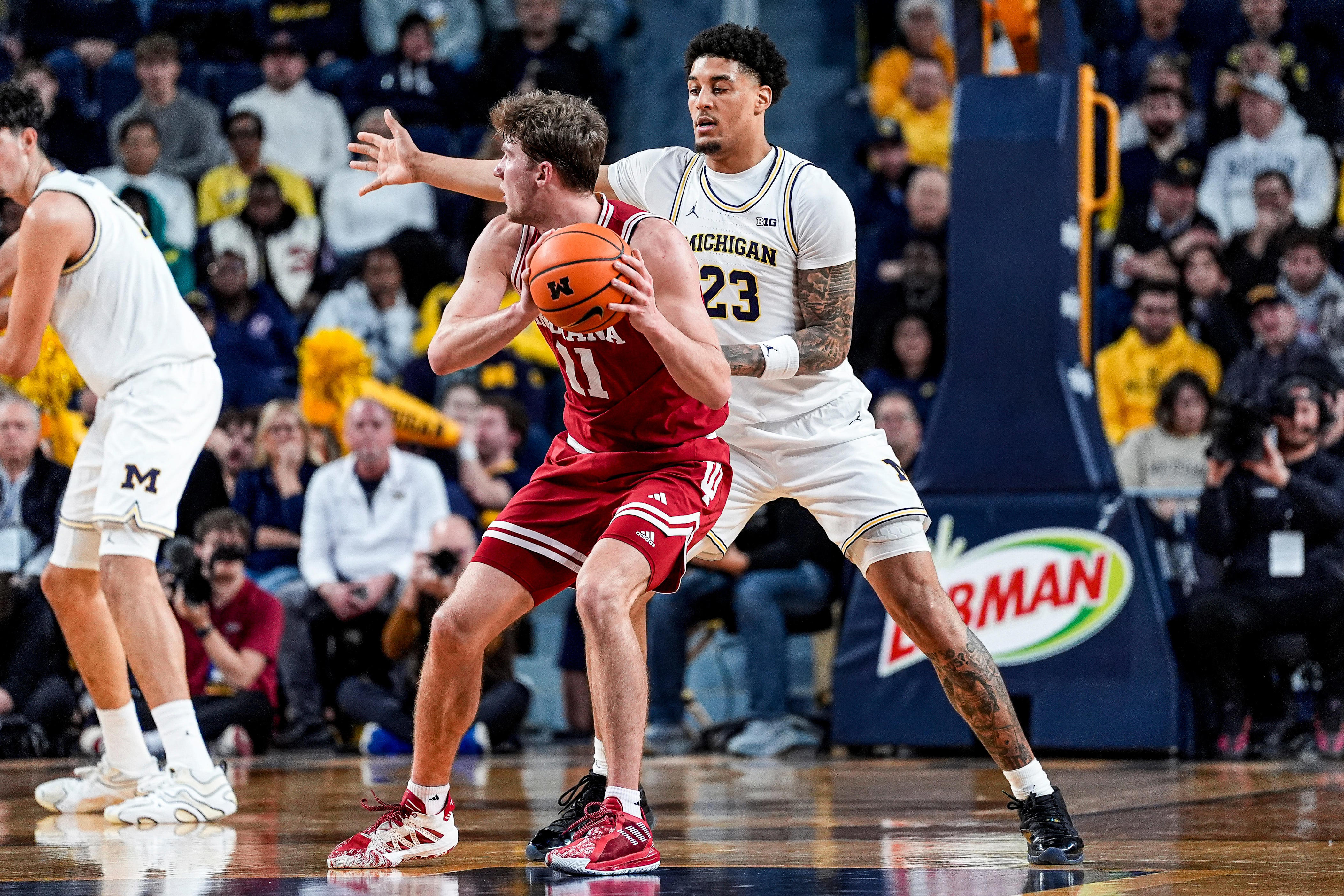 Michigan basketball steamrolls Indiana 86-72 behind 3-point barrage